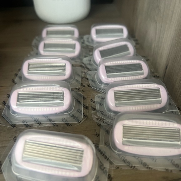 Bath & Body | 1 Refreshments 5 Blade Razor Refills | Poshmark